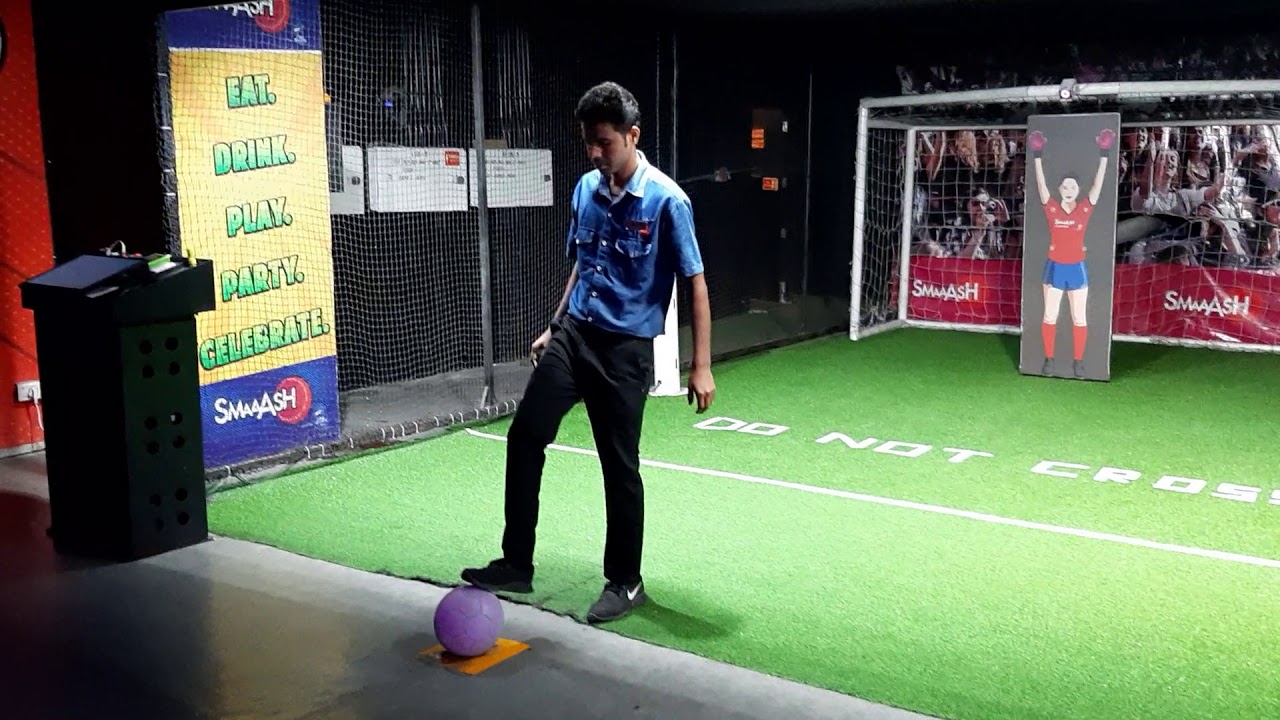 Smaash, Mall of India, Noida - YouTube
