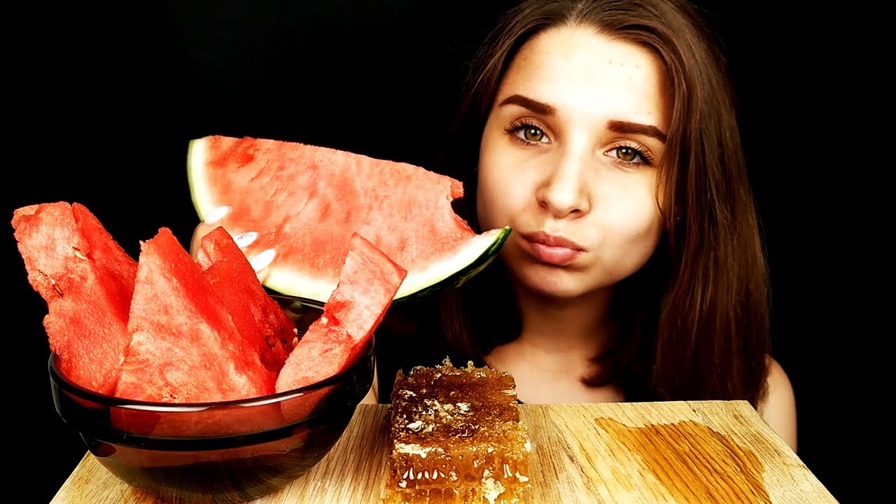 ASMR WATERMELON 🍉 with RIND(PEEL) & HONEYCOMB MUKBANG (No Talking ...