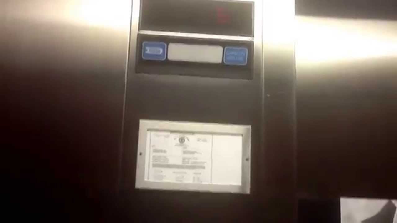 Elevator Hampton Inn & Suites - YouTube