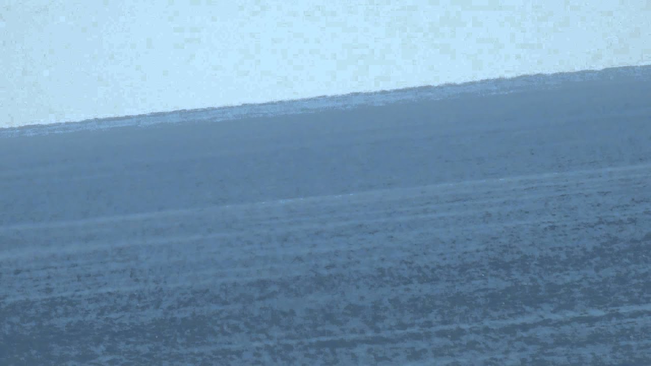 Flat Earth Proof (Nikon P900 zoom) horizon line becomes shoreline - YouTube