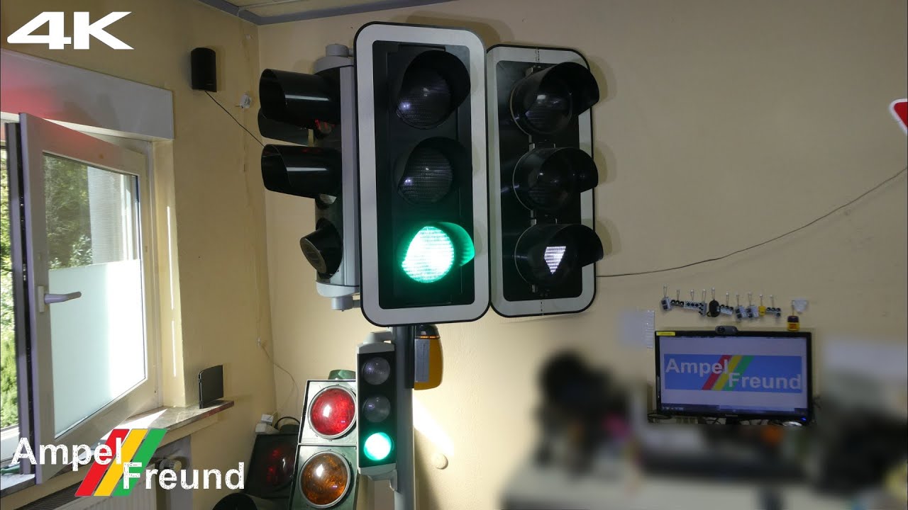 [4K] Project: Swarco LED signal pole [2020/09/23] - YouTube