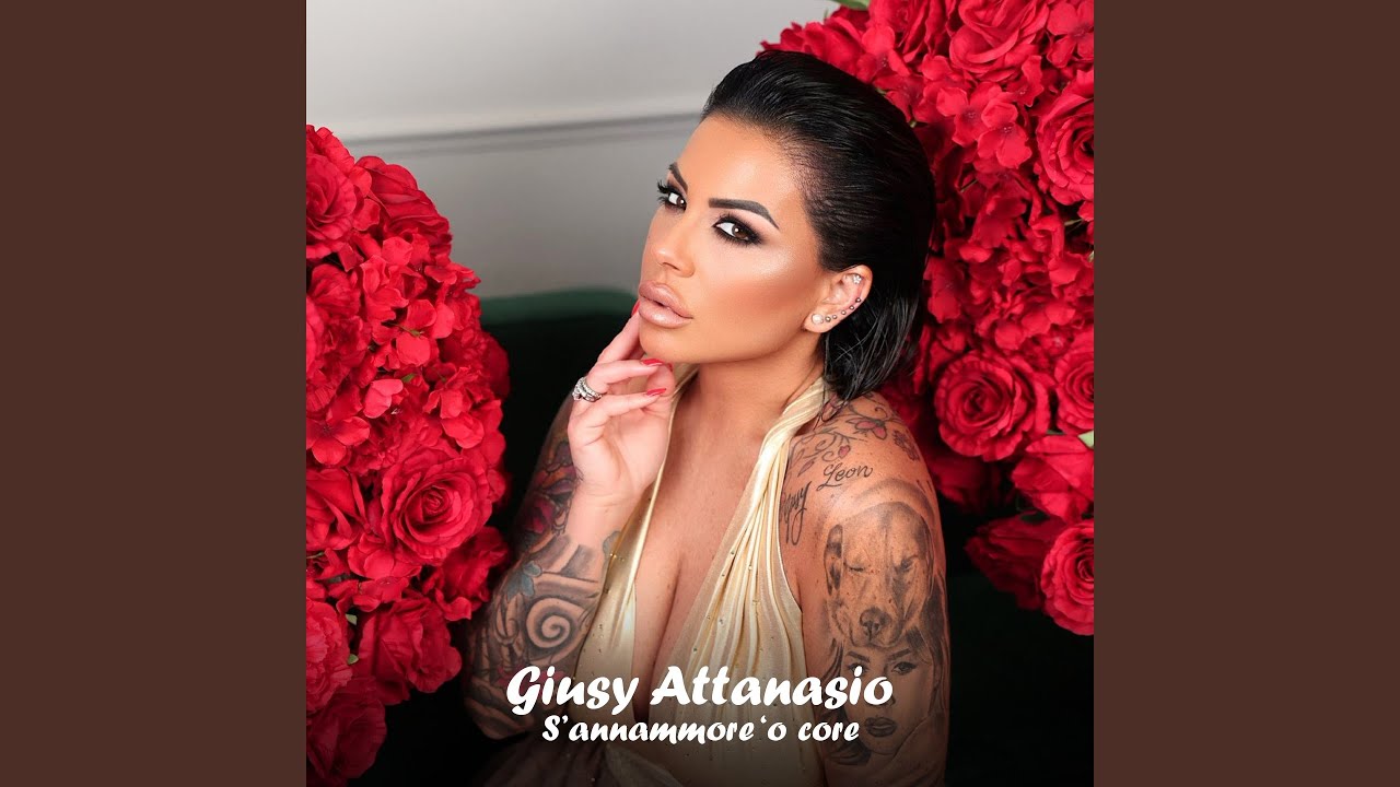 S'annamore e core - YouTube