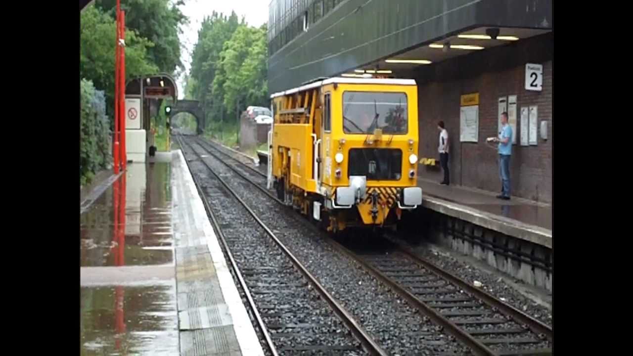 The Nexus Rail Tamper at Bank Foot and South Gosforth - YouTube