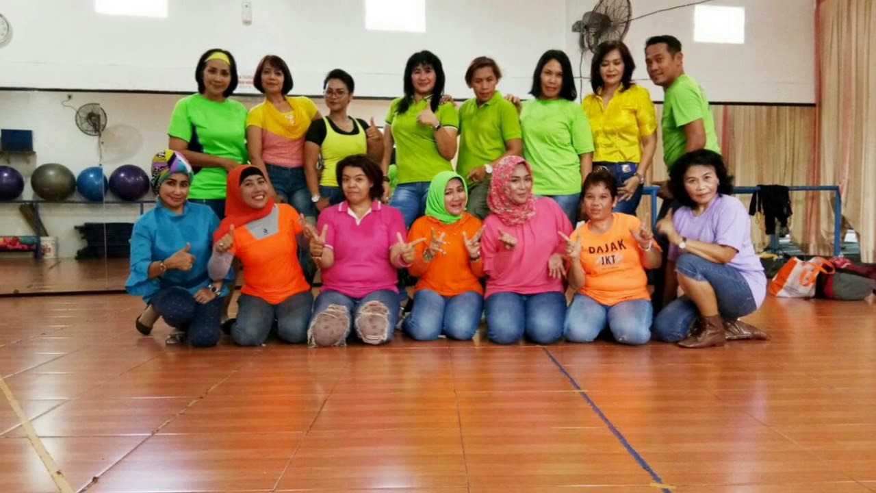 GOOD GOLLY MS MOLLY !! - line dance by Ayu Permana (ULD Bogor, INA ...