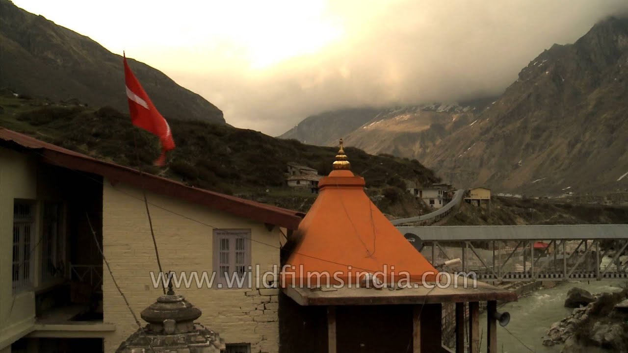 Nar-Narayan mountain range of Badrinath - YouTube