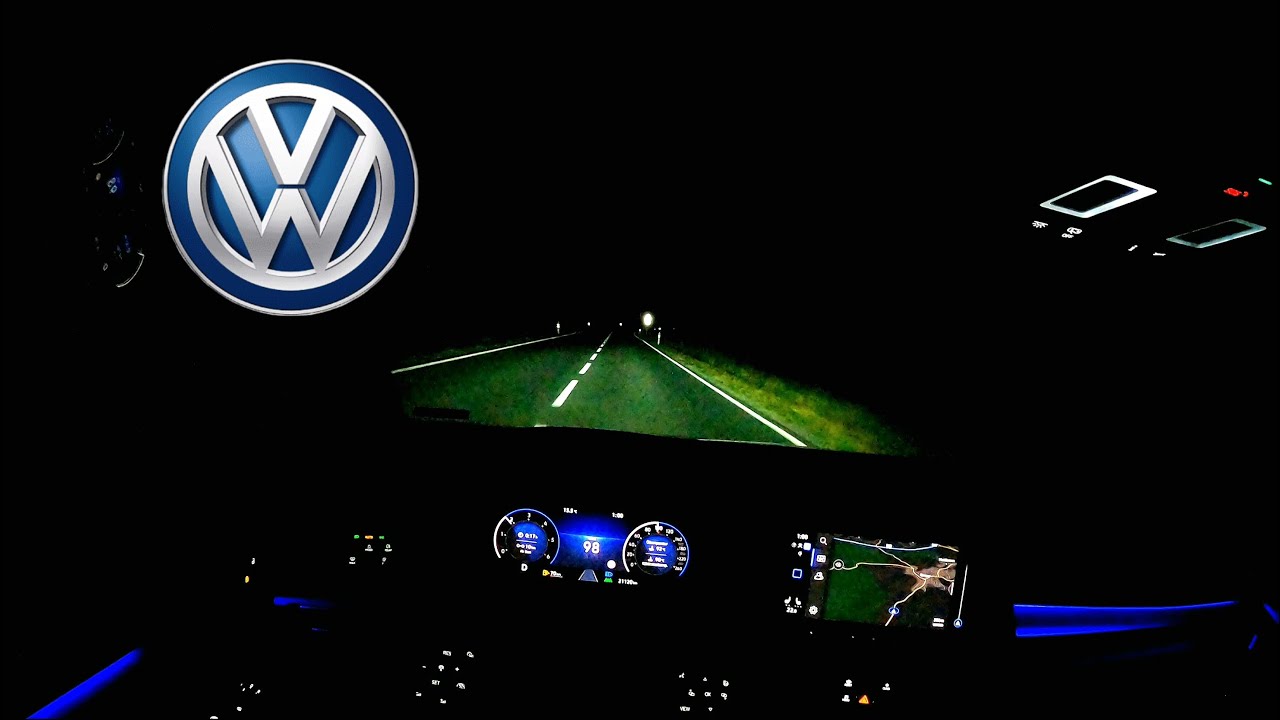 2022 Volkswagen Golf 8 (VIII) | night POV test Driving onboard | 2.0 ...