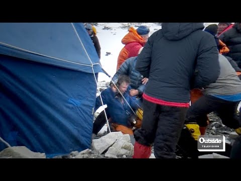 Inside the Brawl on Mt. Everest  - Ueli Steck & Simone Moro attacked by angry Sherpas |