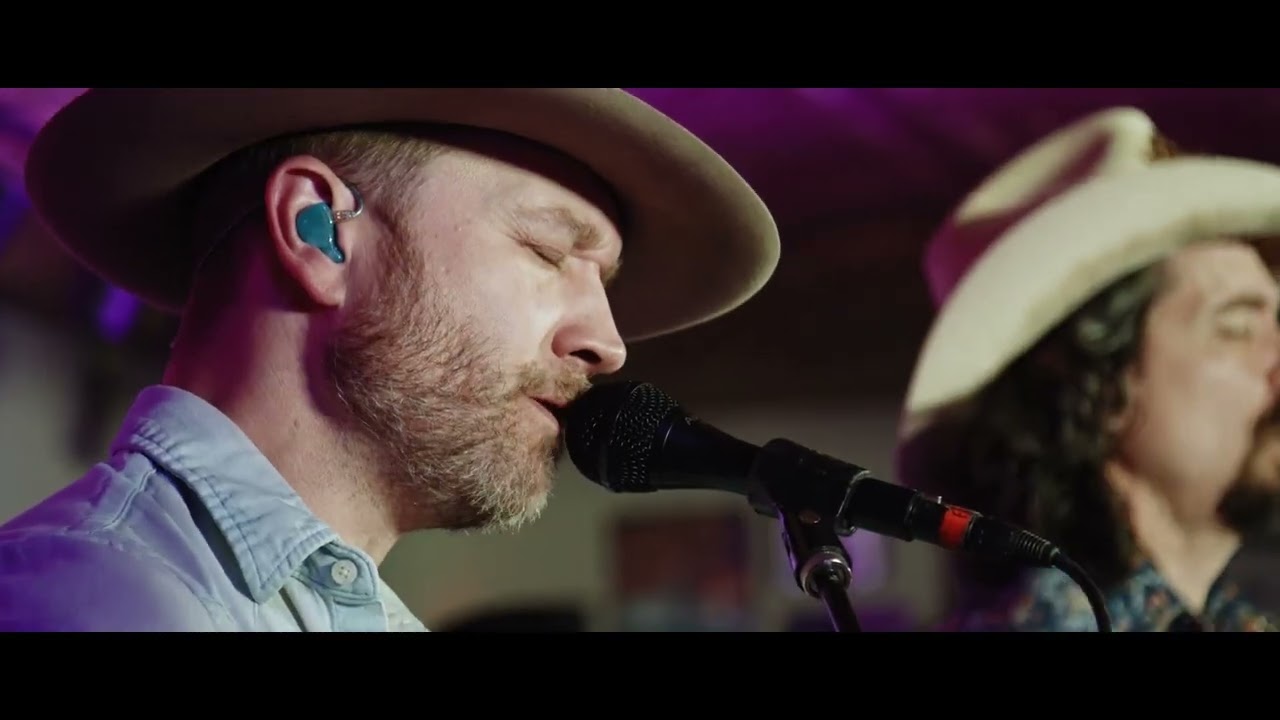 THE WILDER BLUE - DIXIE DARLIN' - YouTube