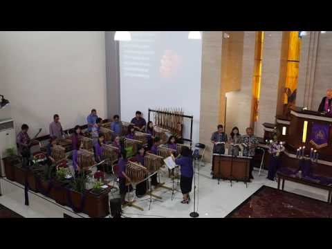 PKJ 38 Dosa Dunia Hapuslah, Esti W. Kristofera, played with ANGKLUNG by ...