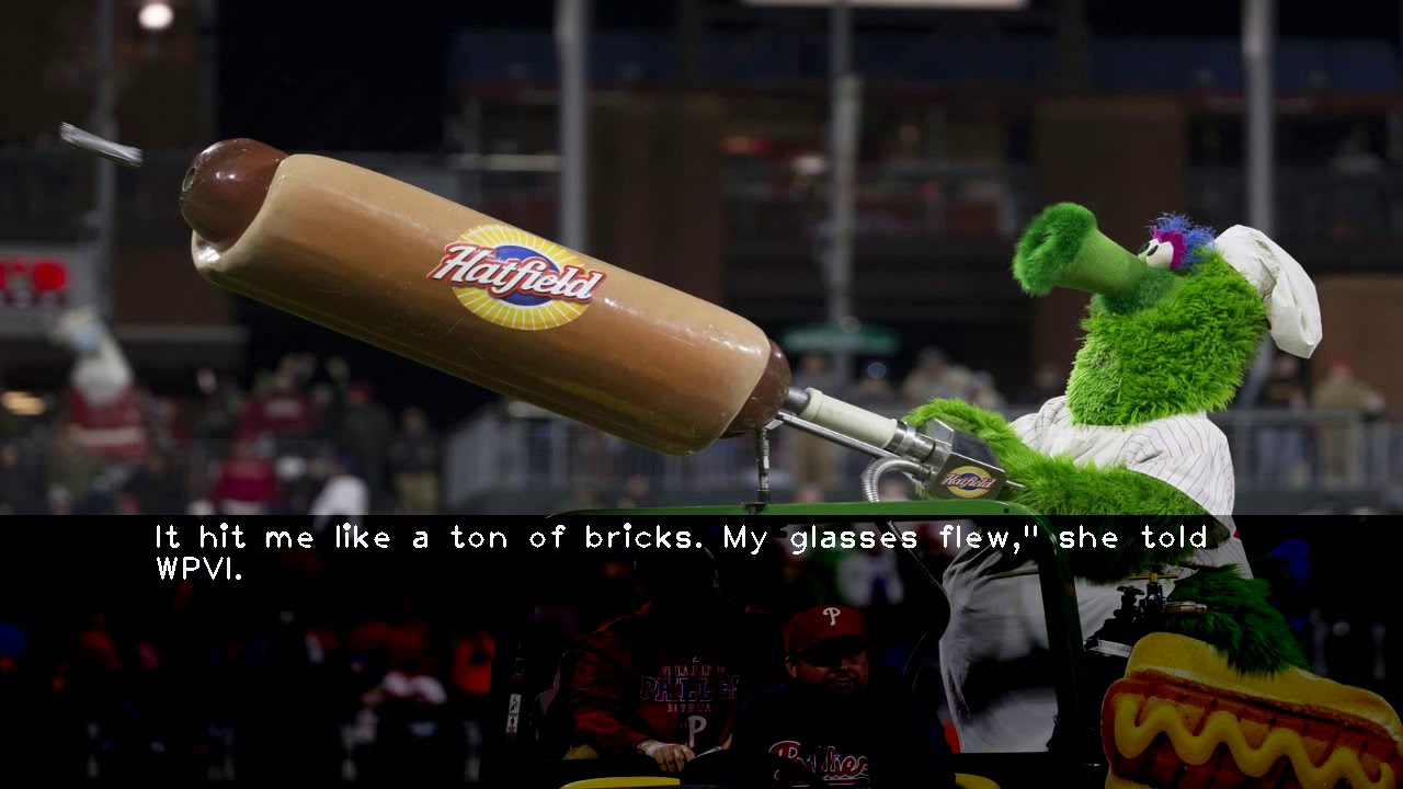 Phillies fan gets hit in face injured by Phanatic’s flying weiner - YouTube