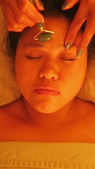 ASMR Face Gua Sha Jade Roller - YouTube