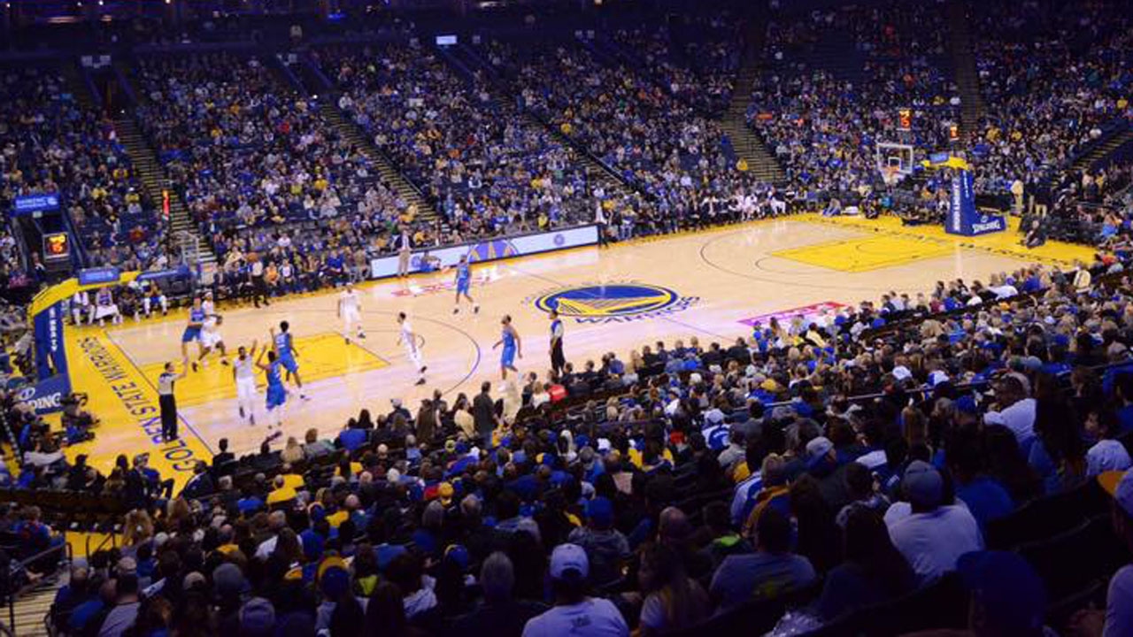 Highlights: Santa Cruz Warriors, OKC Blue Play Before Record Crowd at ...