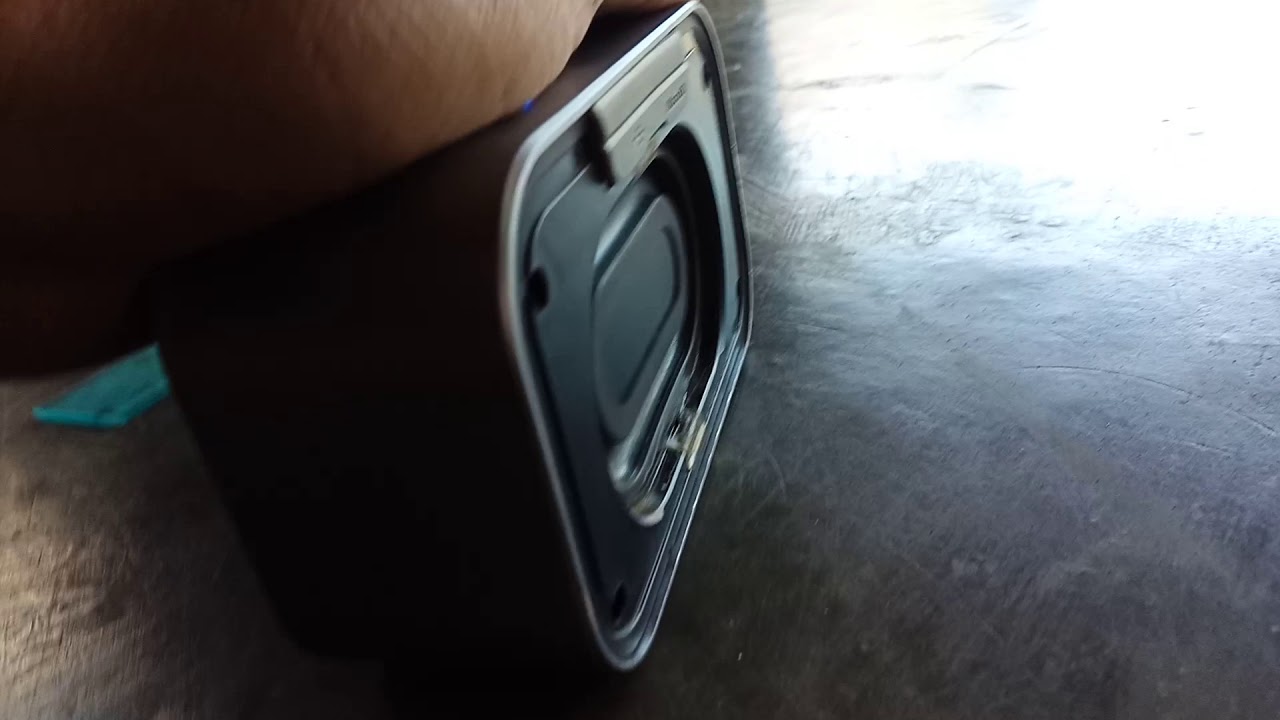 Mifa m1 bass test - YouTube