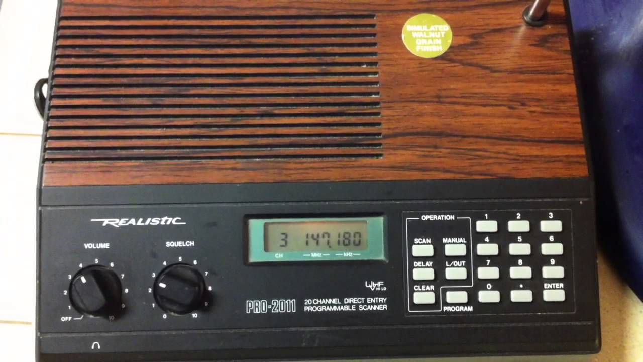 Realistic Pro-2011 scanner - YouTube