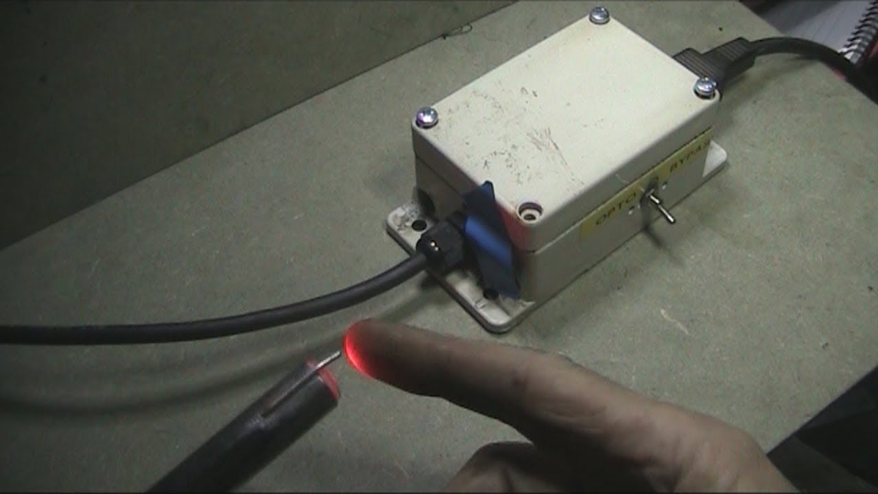 Laser Trigger - YouTube