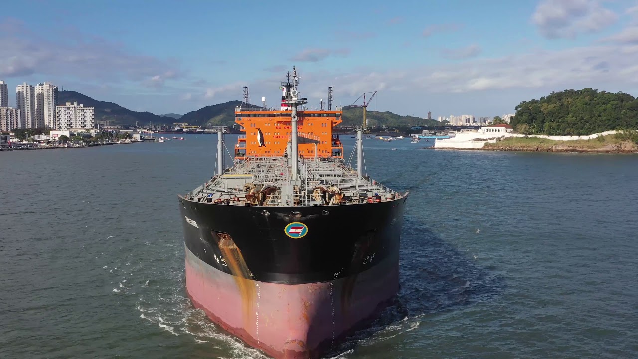 Oil/Chemical Tanker "Torm Louise" - YouTube