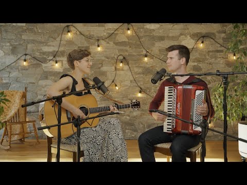 West My Friend - Build A Bed - YouTube