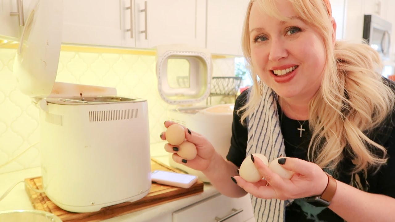 Homesteading Mom of 9 Cooking, Cleaning, Working from Home! - YouTube