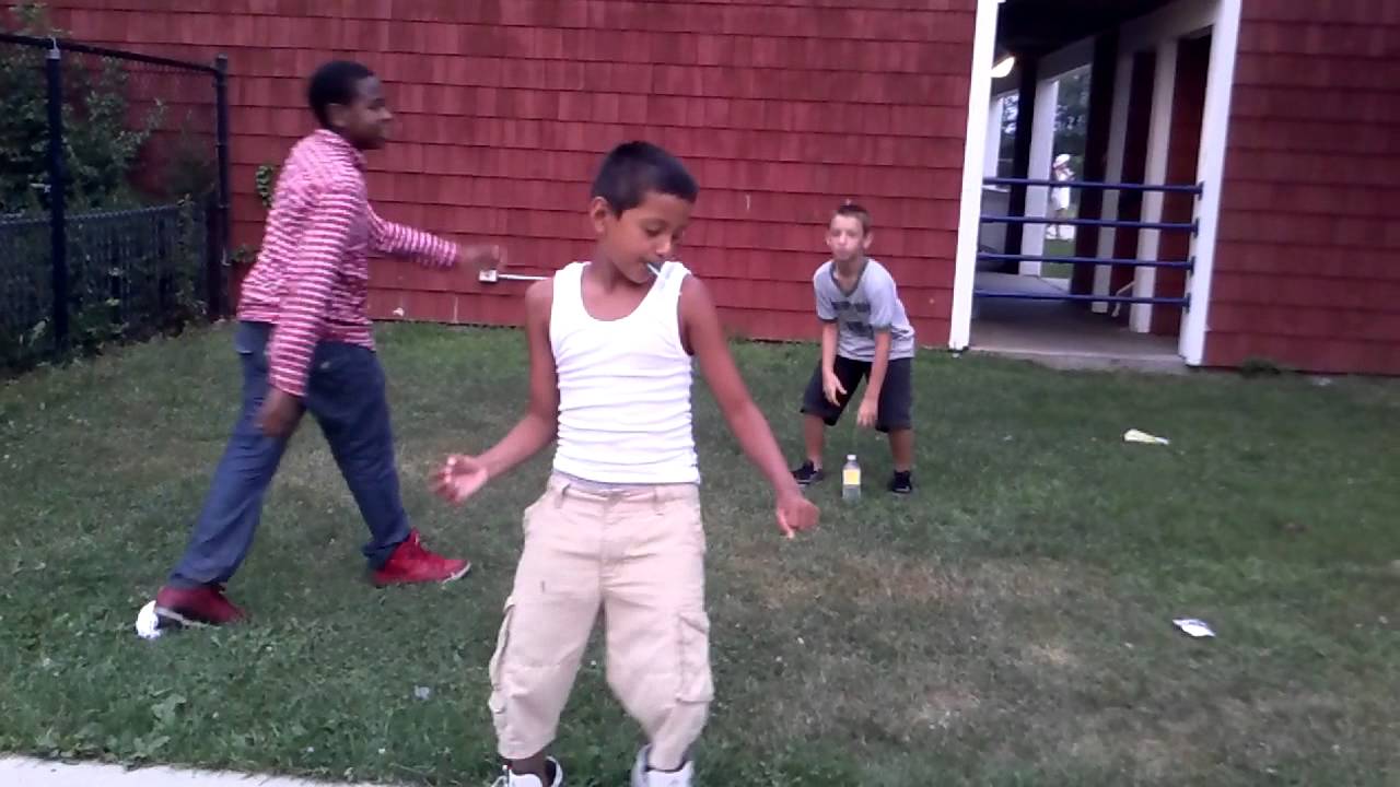 Funniest dougie video - YouTube