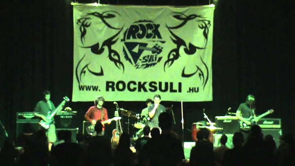 Rev Theory - Hell Yeah live (Rocksuli) - YouTube