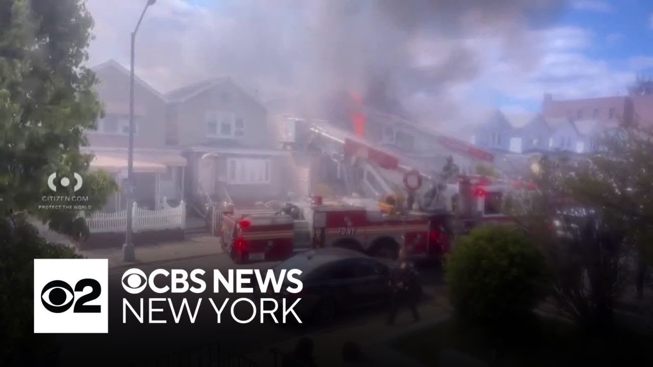Fast-moving fire in Queens injures 12 firefighters - YouTube