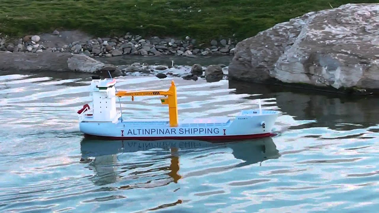 HANDMADE RC CONTAINER SHIP - SCALE: 1/100 - PART II - YouTube
