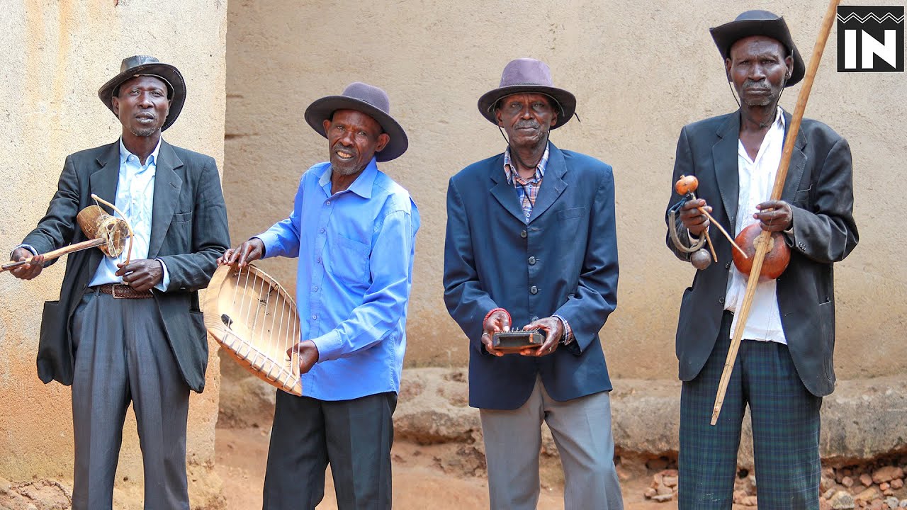 REBA ABASAZA bazi kuririmba cyane ibikoresho gakondo. #Inanga #Iningiri ...