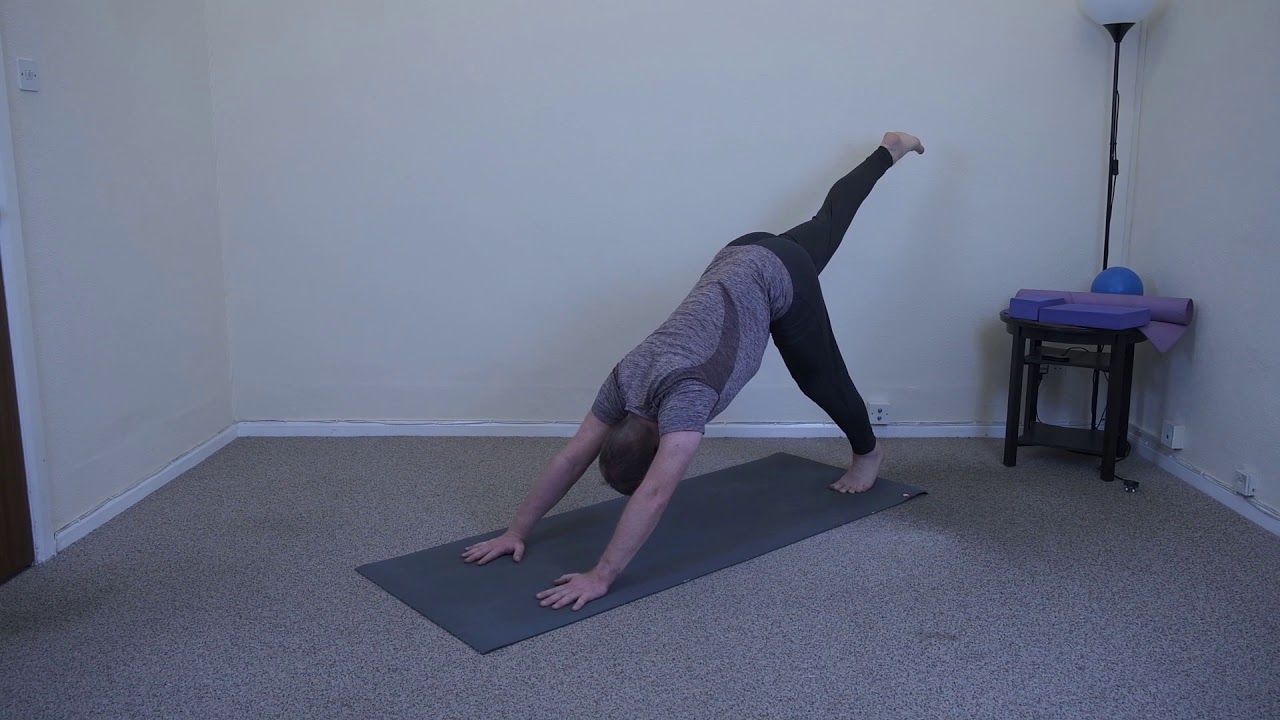 Dynamic Core Strength the yoga Way - YouTube