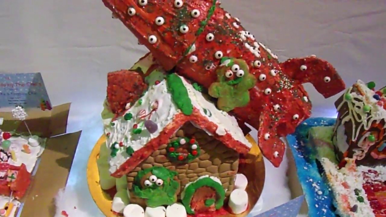 Christmas Rocket Gingerbread at Discovery Cube 2019 - YouTube