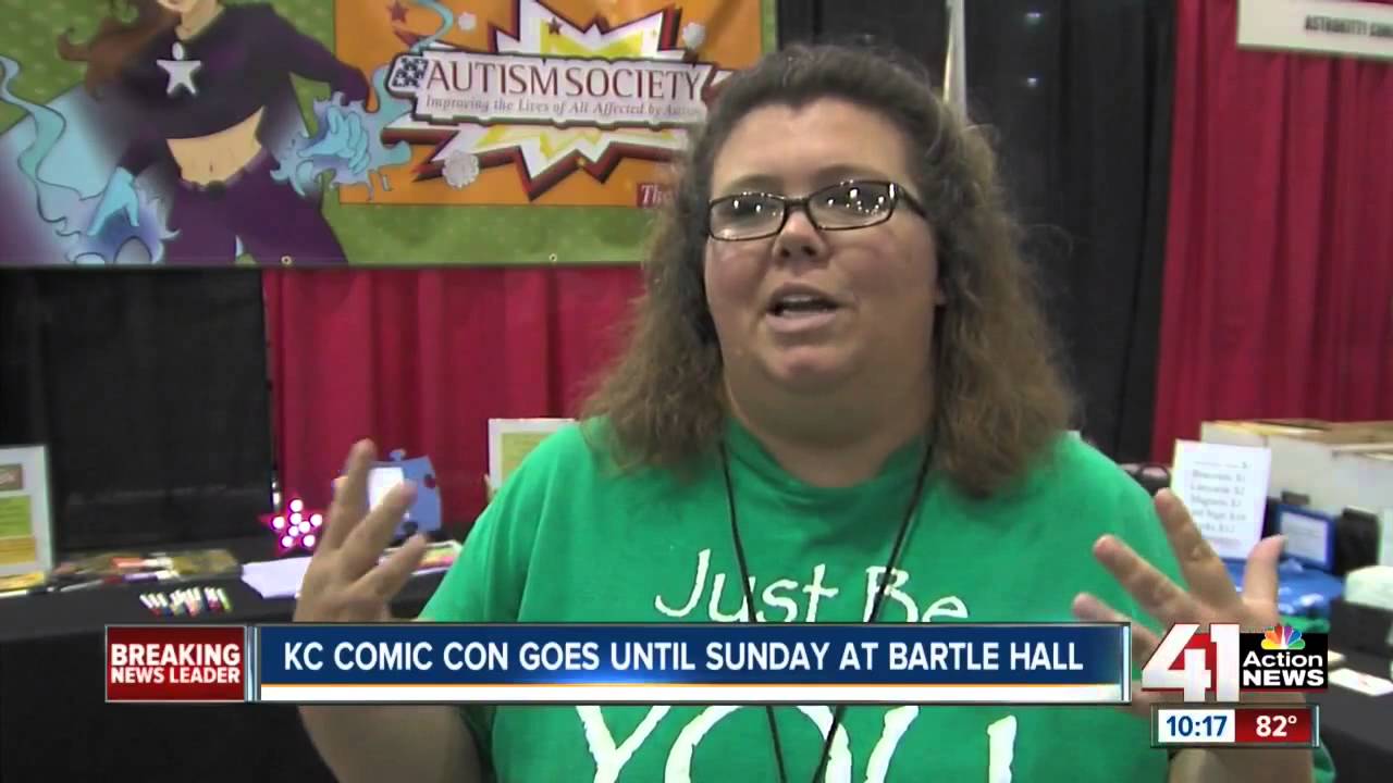 KC Comic Con, costumes & cosplay - YouTube