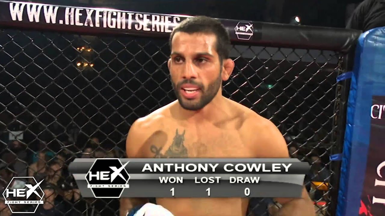 Byron Cowell Vs Anthony Cowley - YouTube