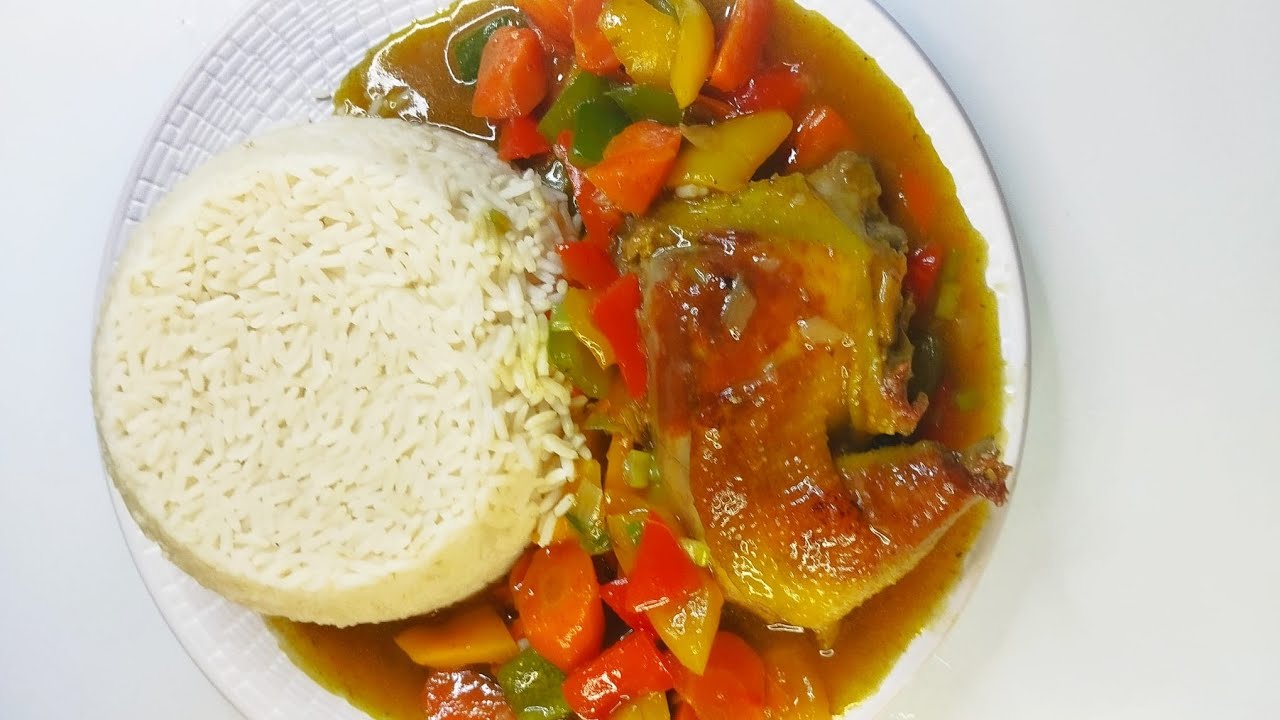 Chicken Curry Sauce. How To cook a Nigerian Chicken Curry Sauce. Sunday ...