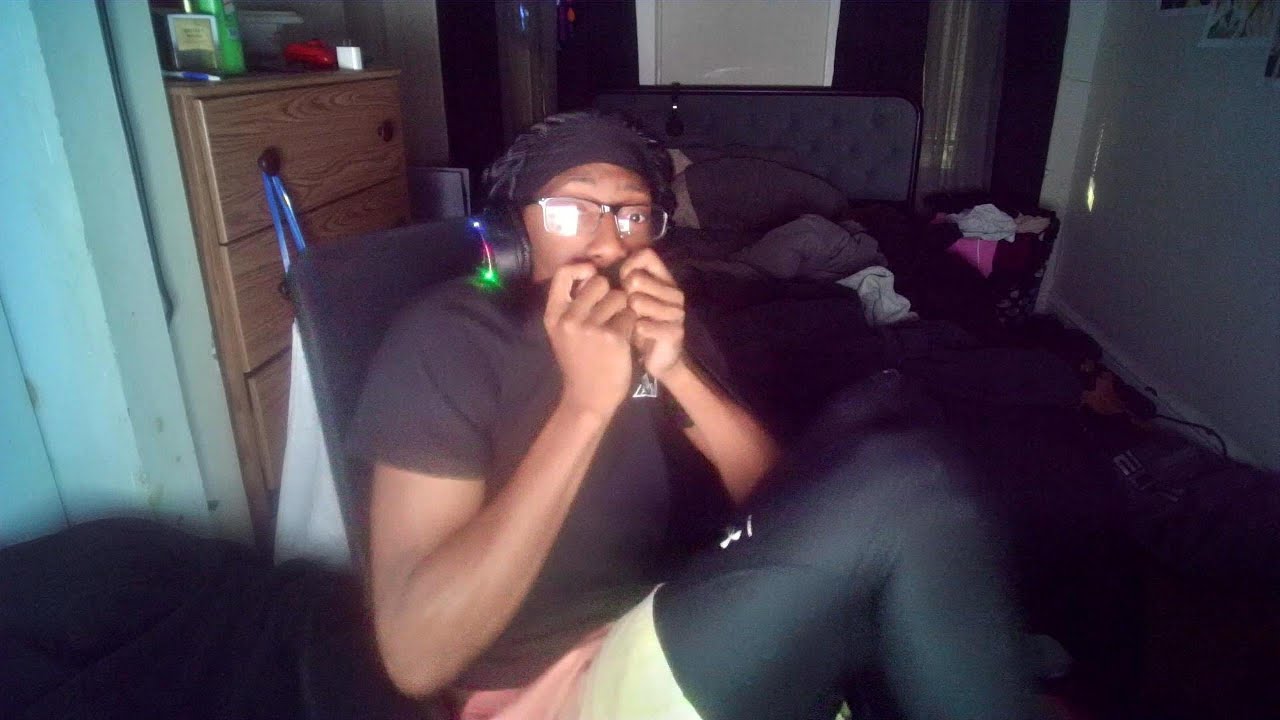 Reacting To 2 Girls 1 Cup Never Again Youtube