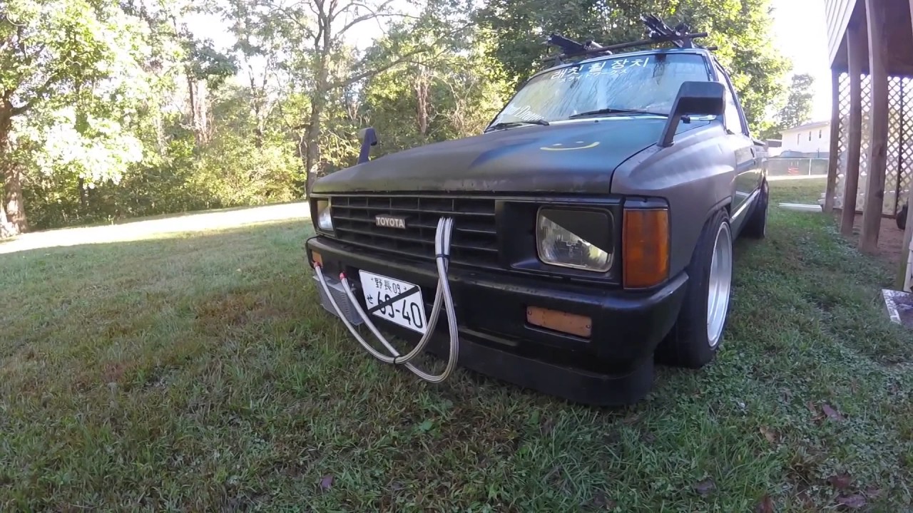 Stanced Mini Truck! 1985 Toyota Hilux - YouTube