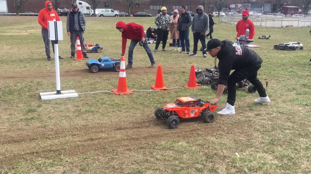 Mikeybatz off road drag racing event - YouTube