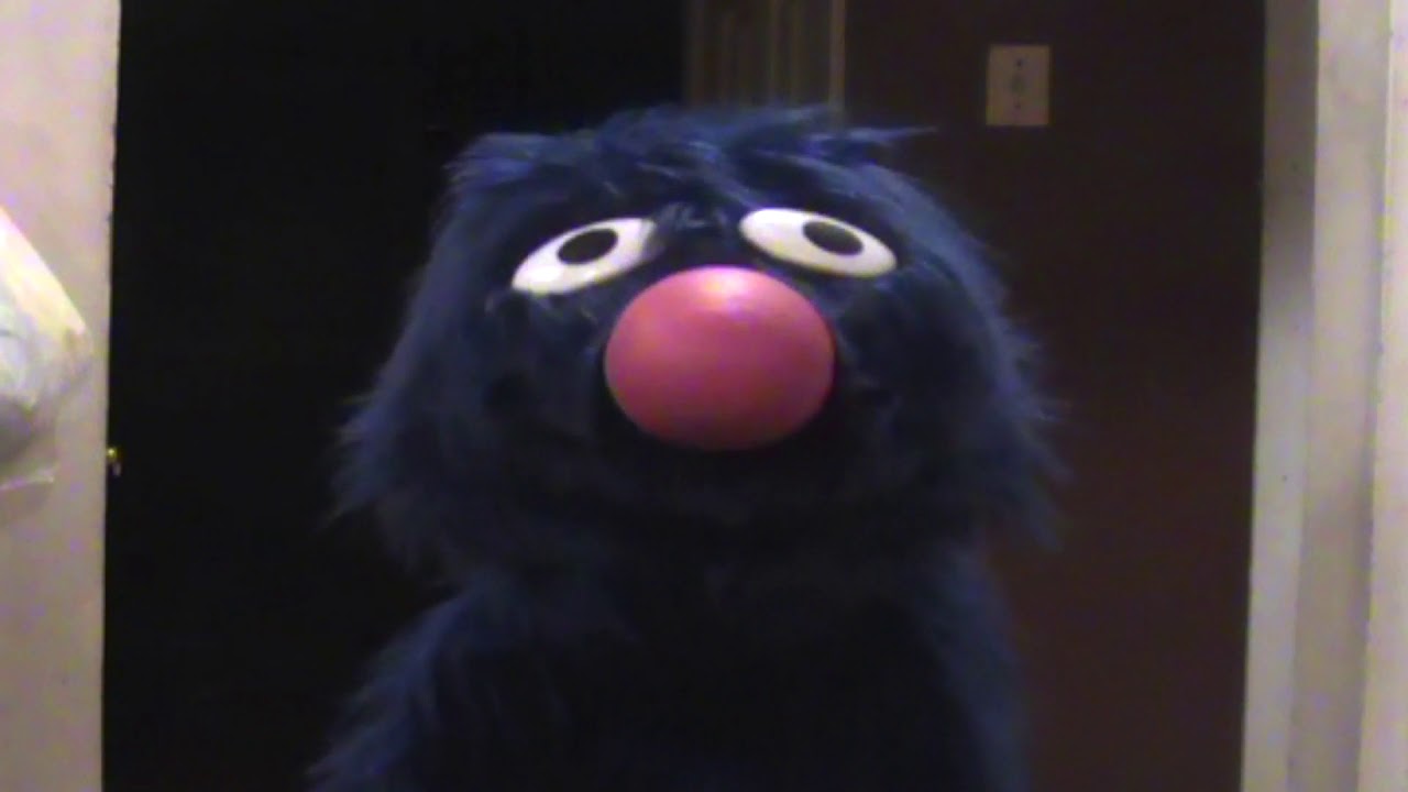 Grover sings "Hello Darling" (60fps) - YouTube