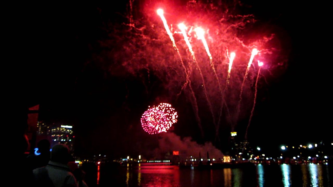 Baltimore Inner Harbour Fireworks 2012.MOV - YouTube