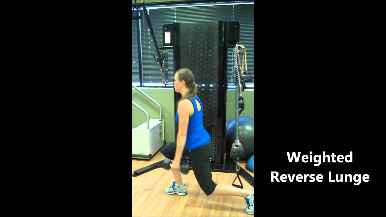 How to perform a Weighted Reverse Lunge to maximize effectiveness and ...