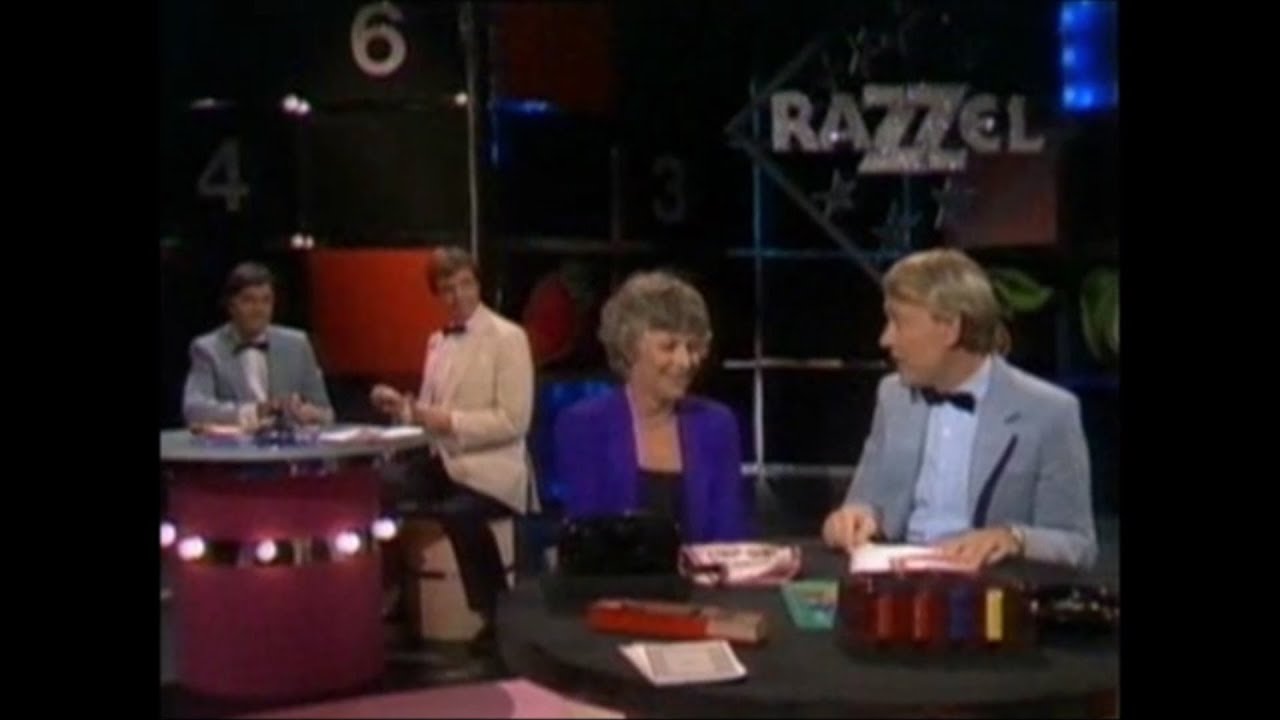 Razzel - intro (1984) - YouTube