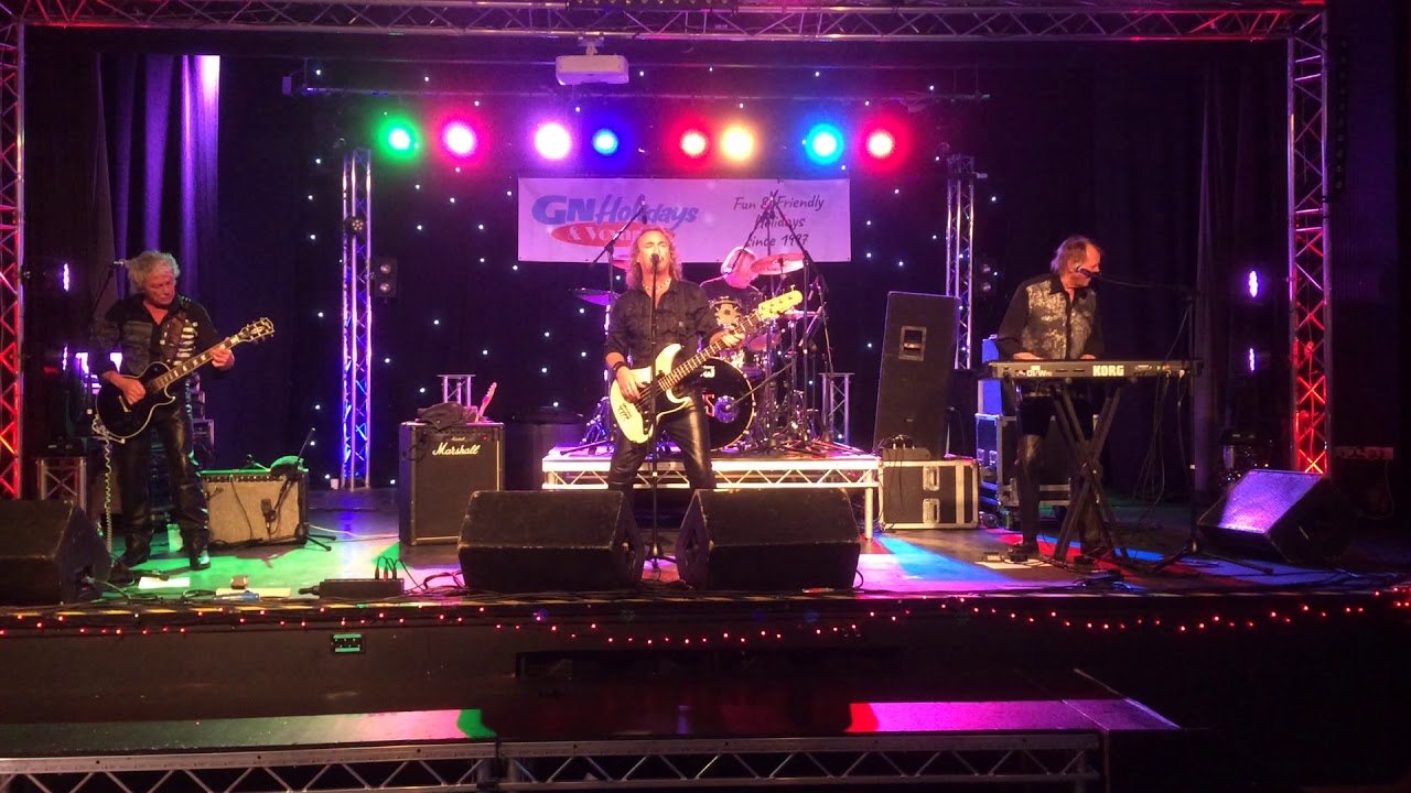 The Trems Pontins Pakefield November 2018 - YouTube
