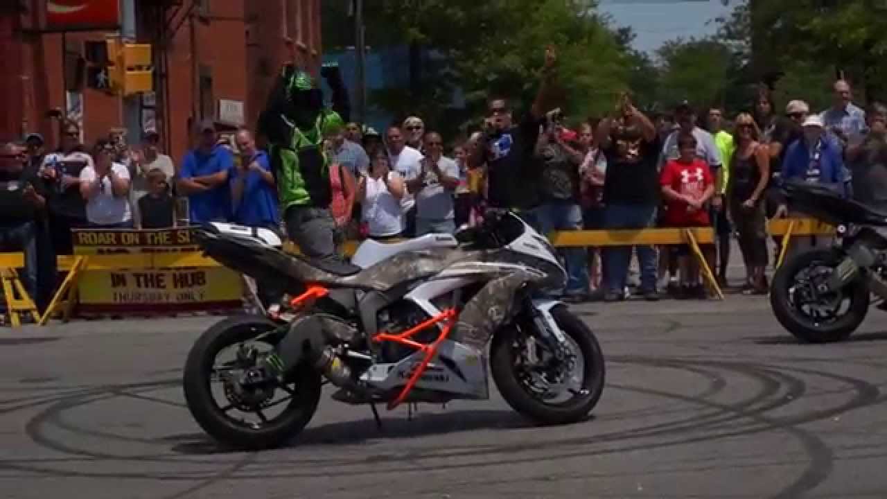 2014/07/18 MOTORCYCLE STUNT SHOW Part 2 Jason Britton and Team No ...