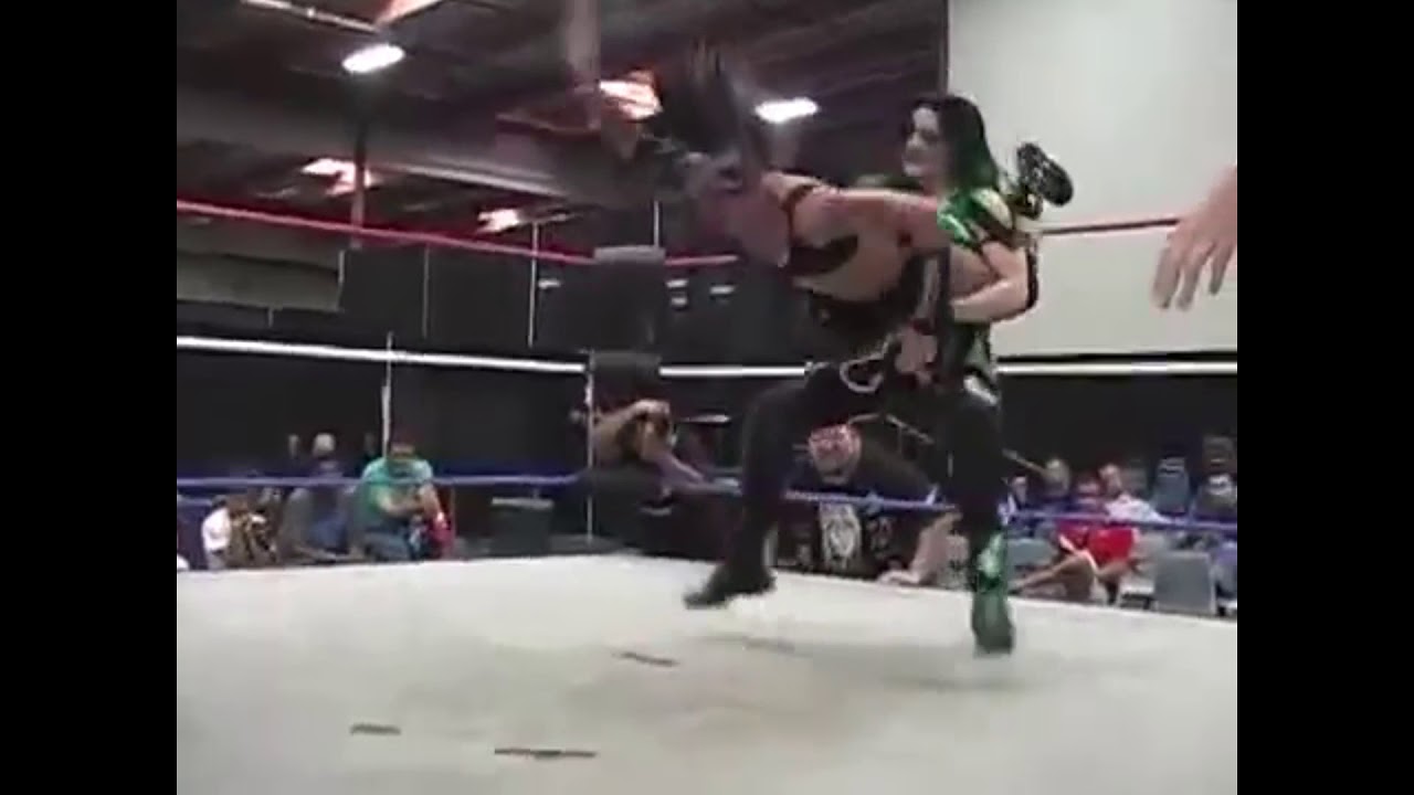 MsChif Wheelbarrow Facebuster - YouTube
