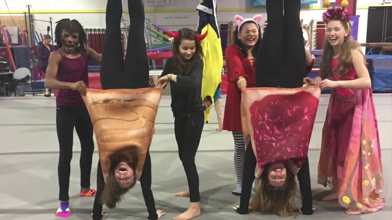 Coral Girls Halloween Party Gymscool - YouTube