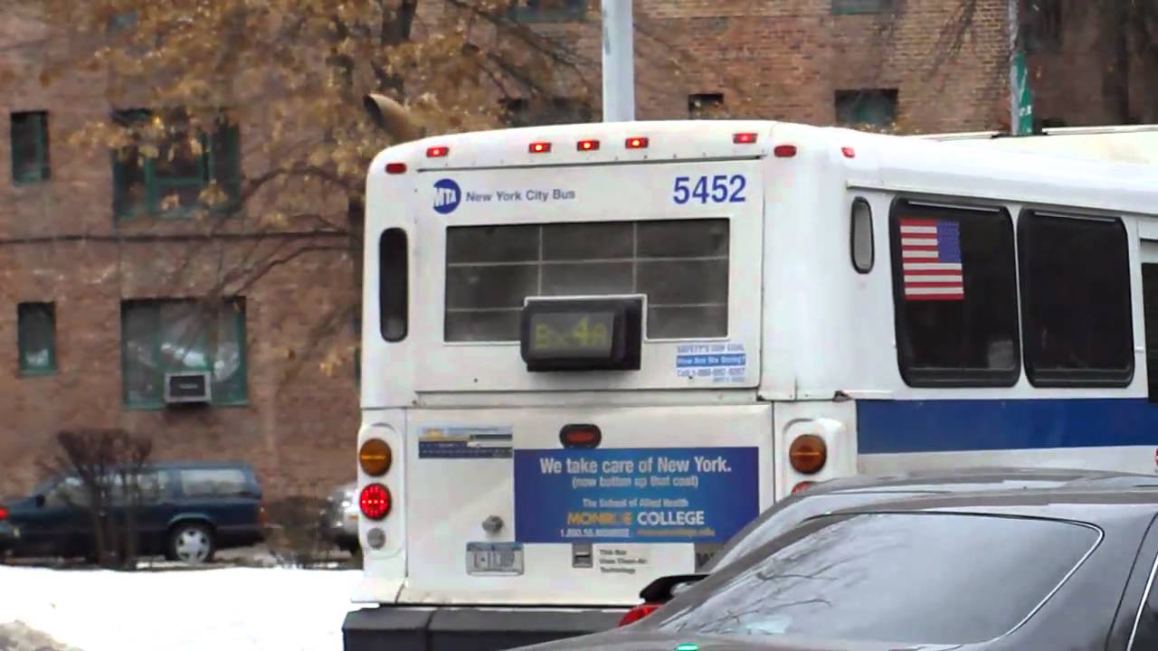 Exculsive: New Flyer Artic 5452- Bx4A - YouTube