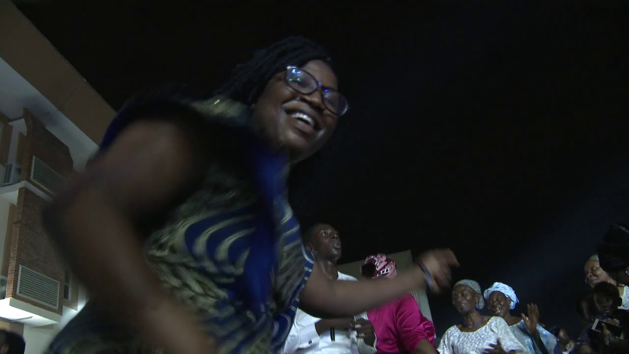 Beejay Sax @ 12 Hours of Worship 2018 - YouTube