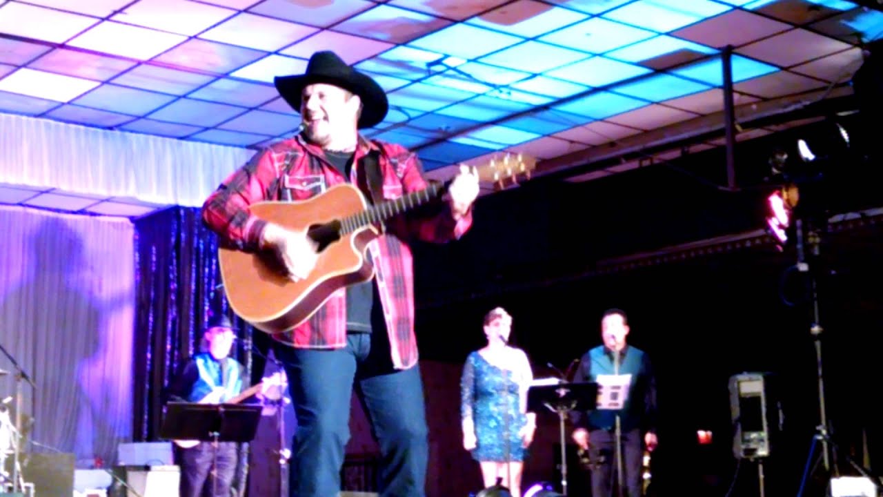Steve Fairchild as Garth Brooks - YouTube