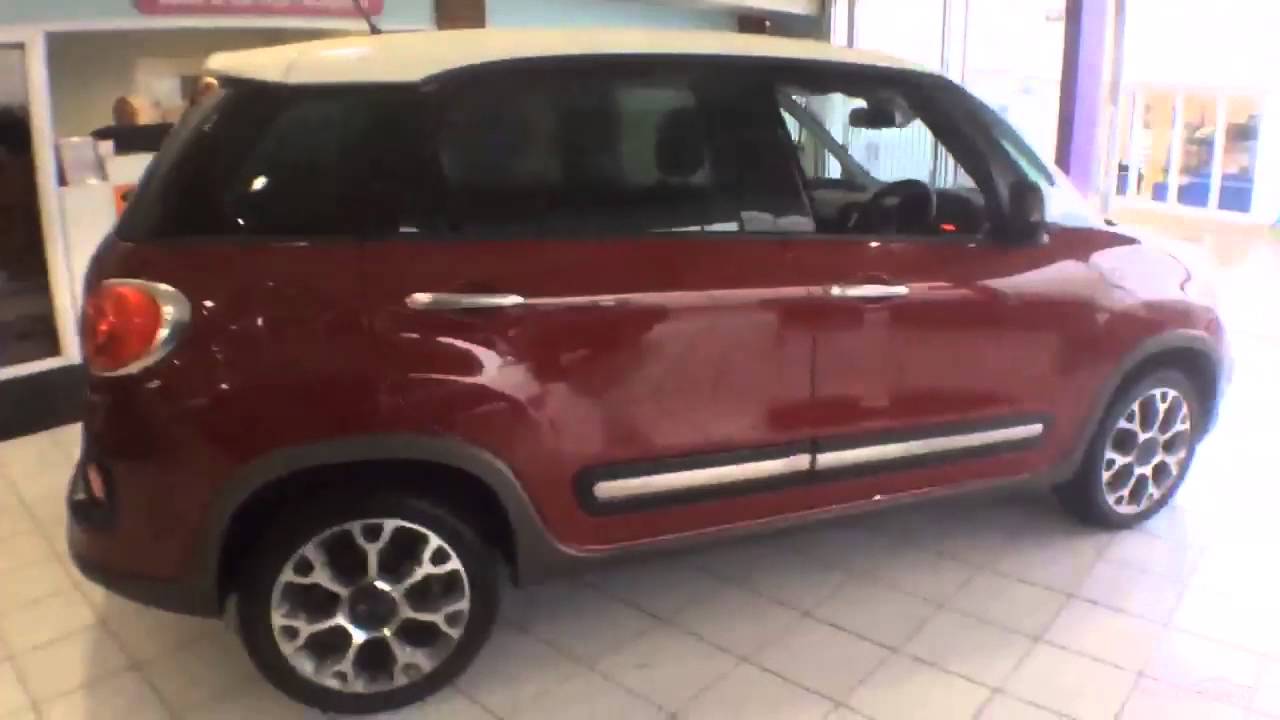 FIAT 500L MULTIJET TREKKING RED/WHITE 2014 - YouTube