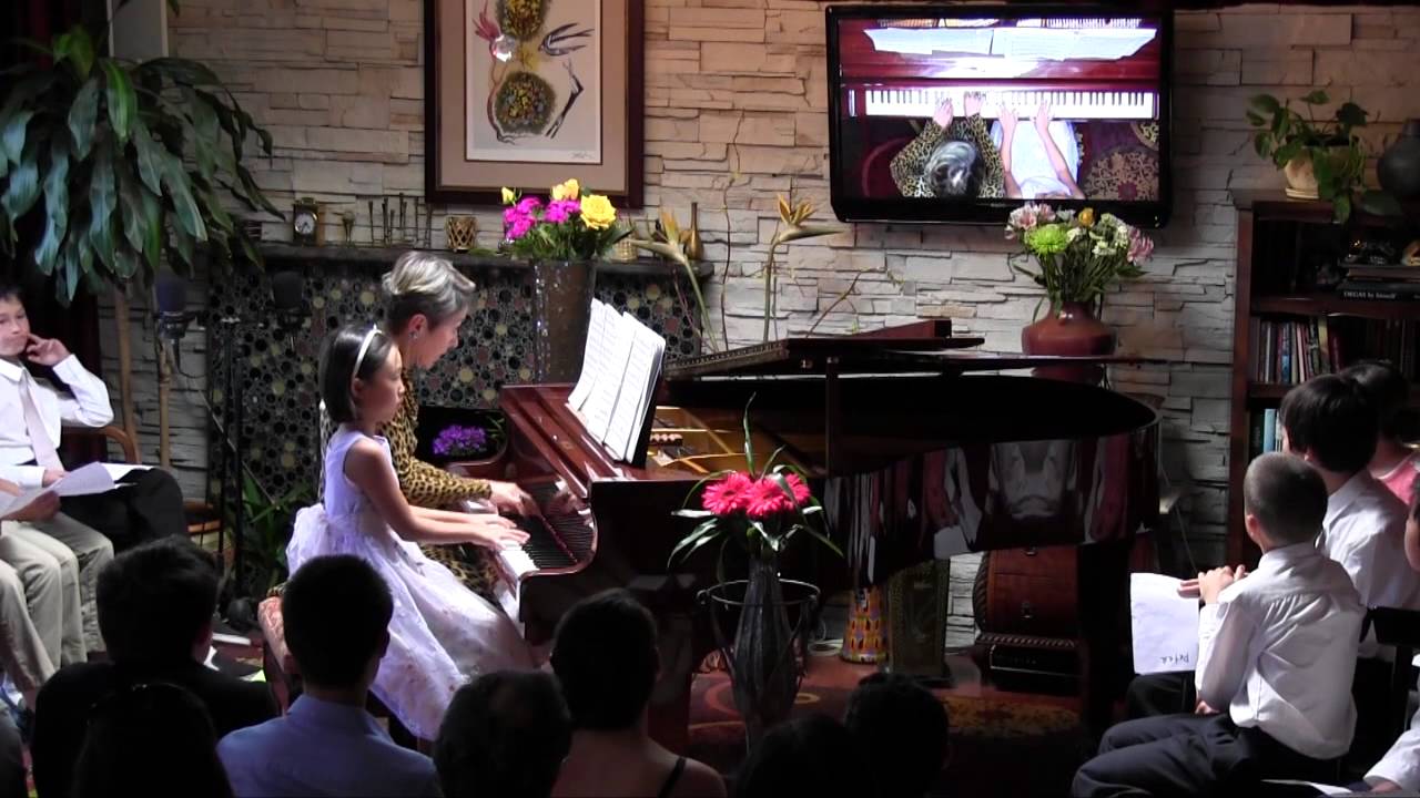 Adrienne Wang (age 10) plays Lay of the Gondolier by Burgmuller, Waltz ...