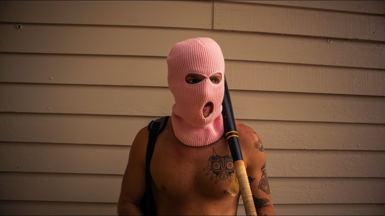 Foozy the Human - DATS OKAY (Official Music Video) - YouTube