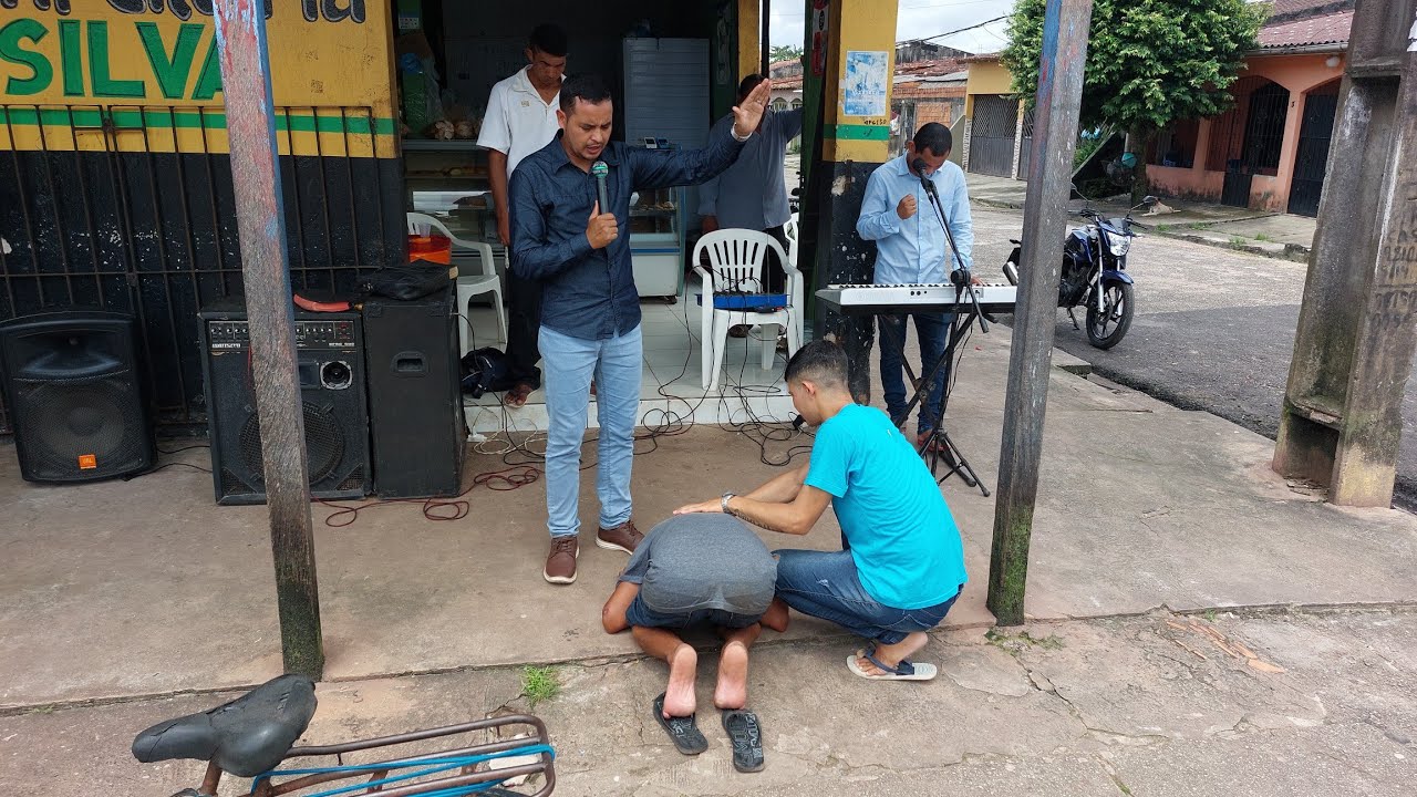 pregando na rua as boas novas de salvação 📖🎤🔥 - YouTube